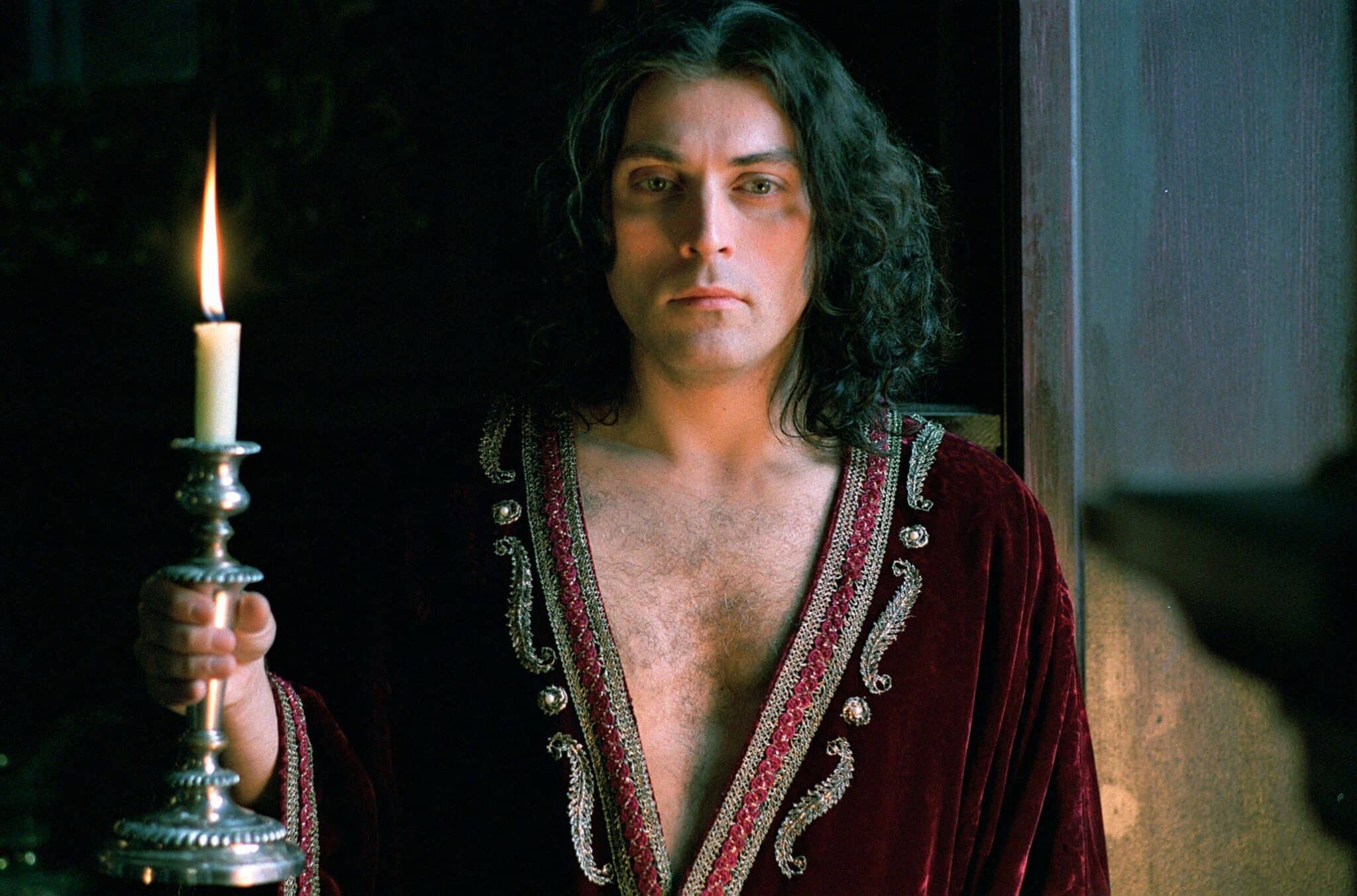 Charles II : la critique de la mini-série et le test DVD - CinéDweller